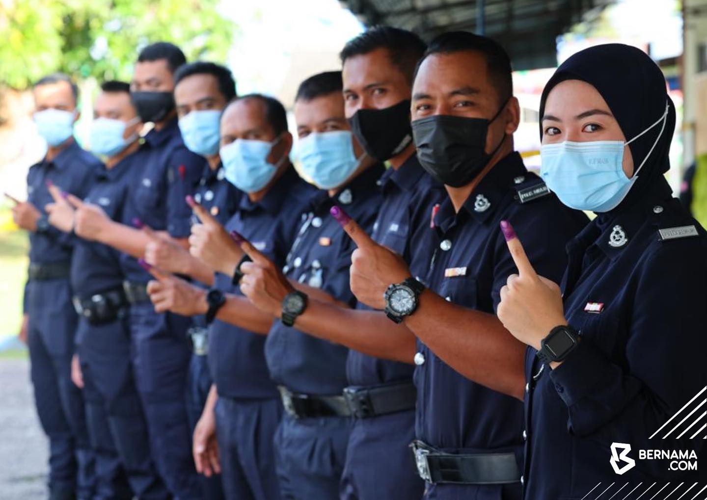 PRU15: Pengundi awal mula tunai tanggungjawab mengundi | Edisi 9