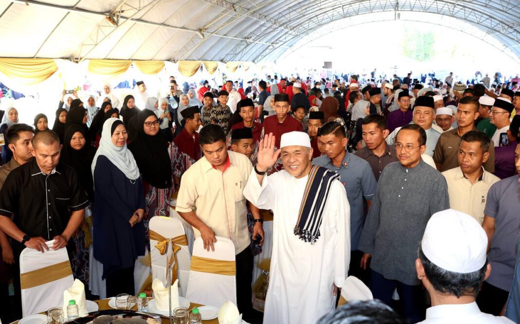 PRN: Calon UMNO akan guna lambang dacing - Zahid | Edisi 9