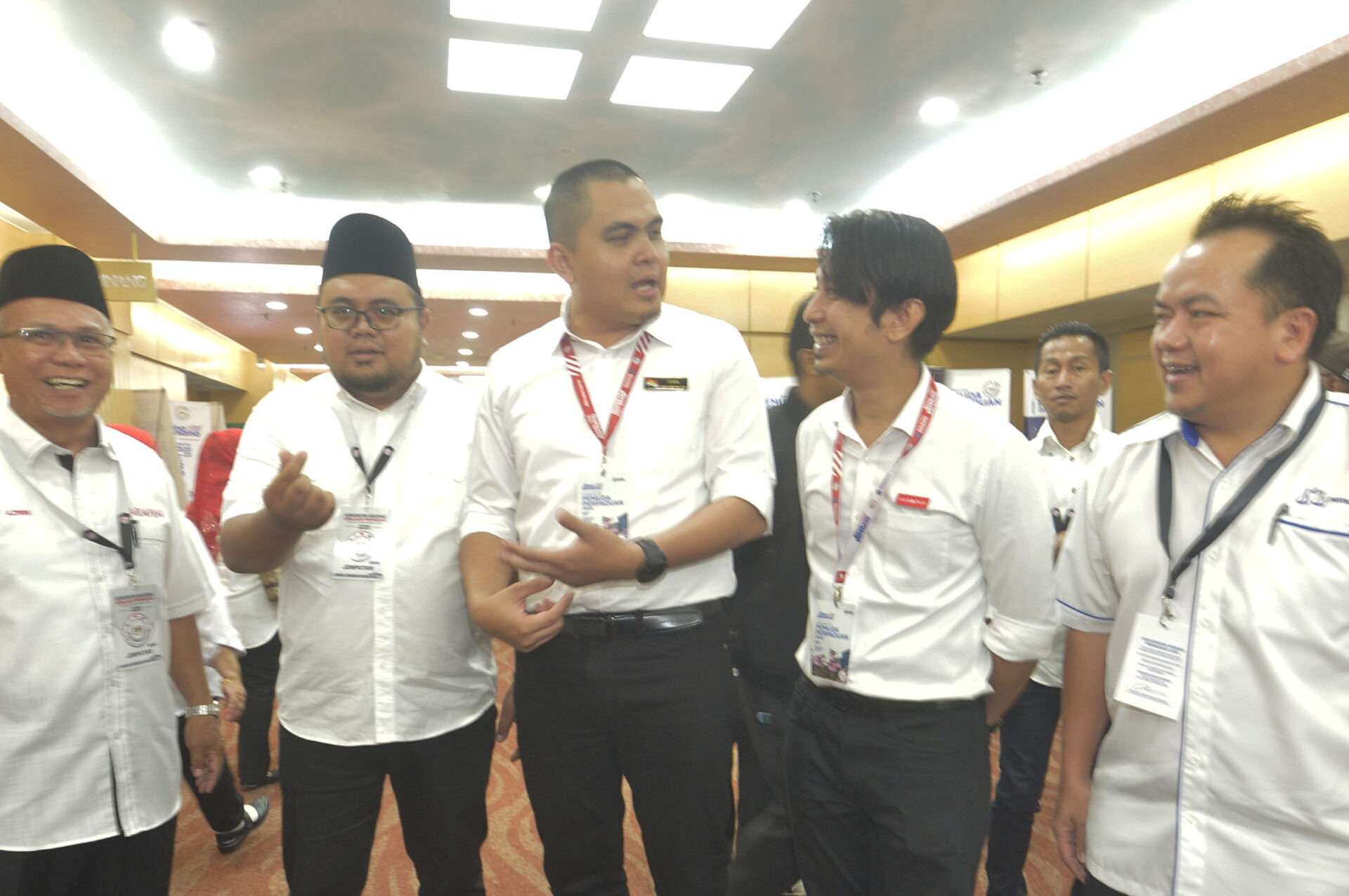 Dulu macam nak siat-siat muka Adam Adli - Dr. Akmal | Edisi 9