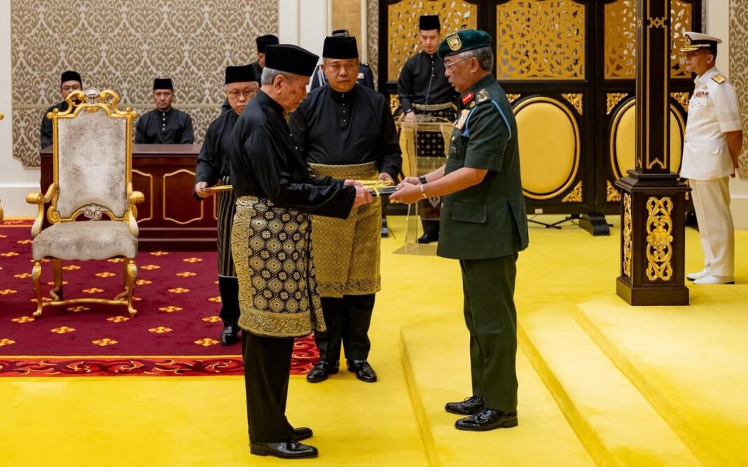 Wan Junaidi sah dilantik sebagai Yang Dipertua Negeri Sarawak | Edisi 9