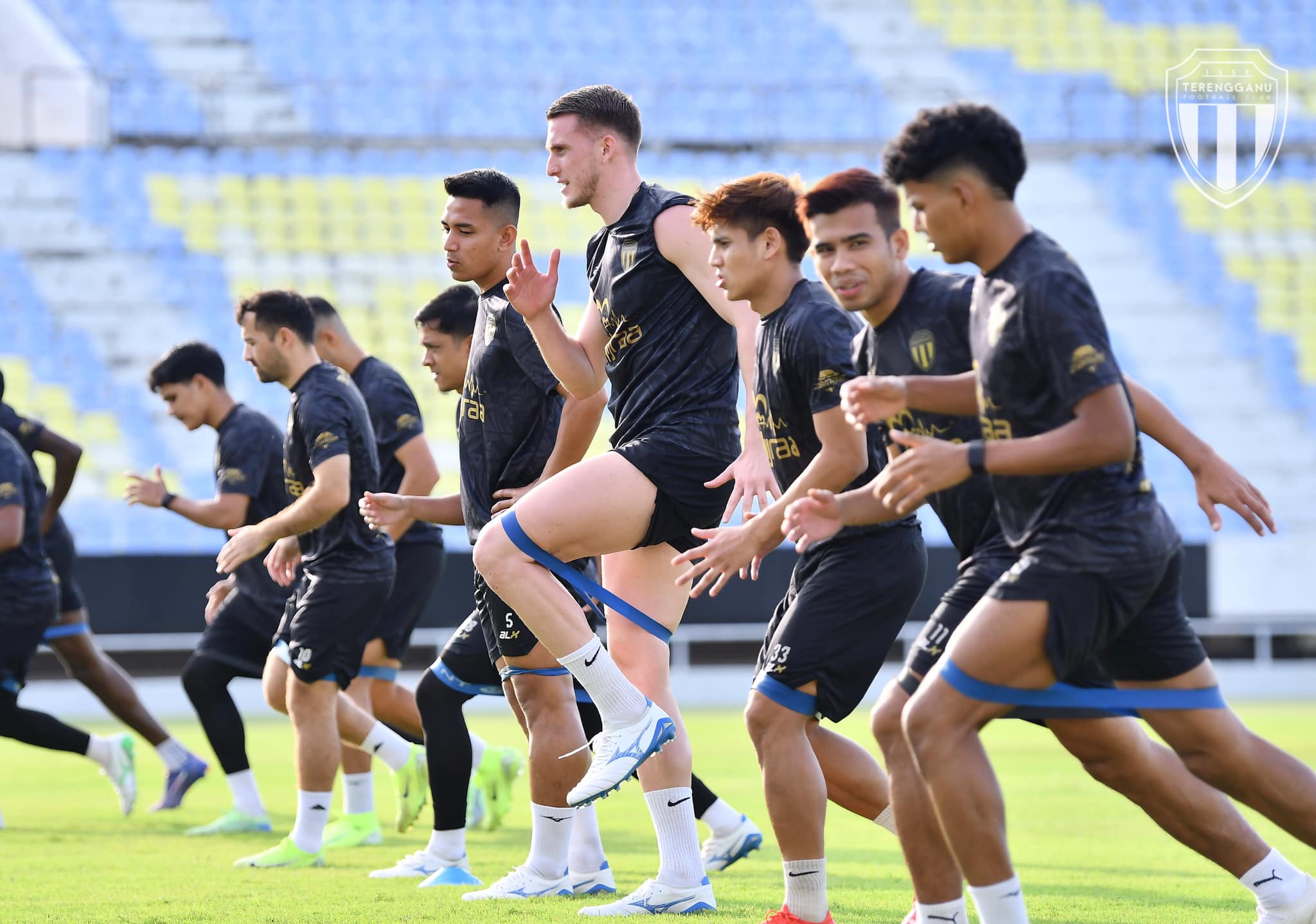 Ivan Mamut kembali jalani latihan, bakal beraksi malam ini? | Edisi 9